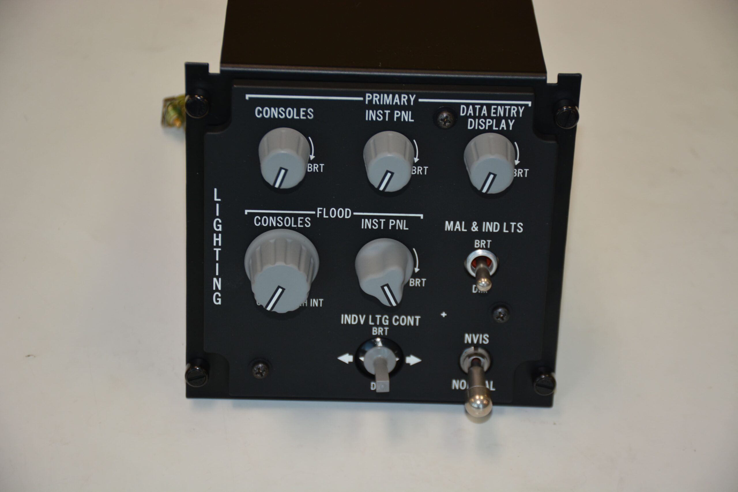 F-16 Products | Simulator Product Solutions